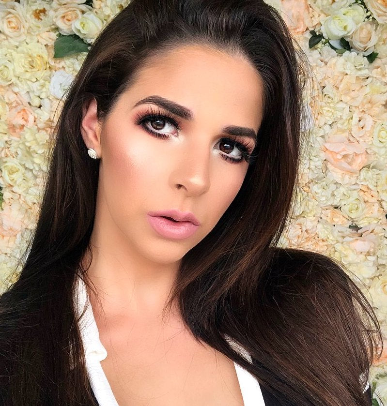 Flirty Lashes – DARSYS ACADEMY